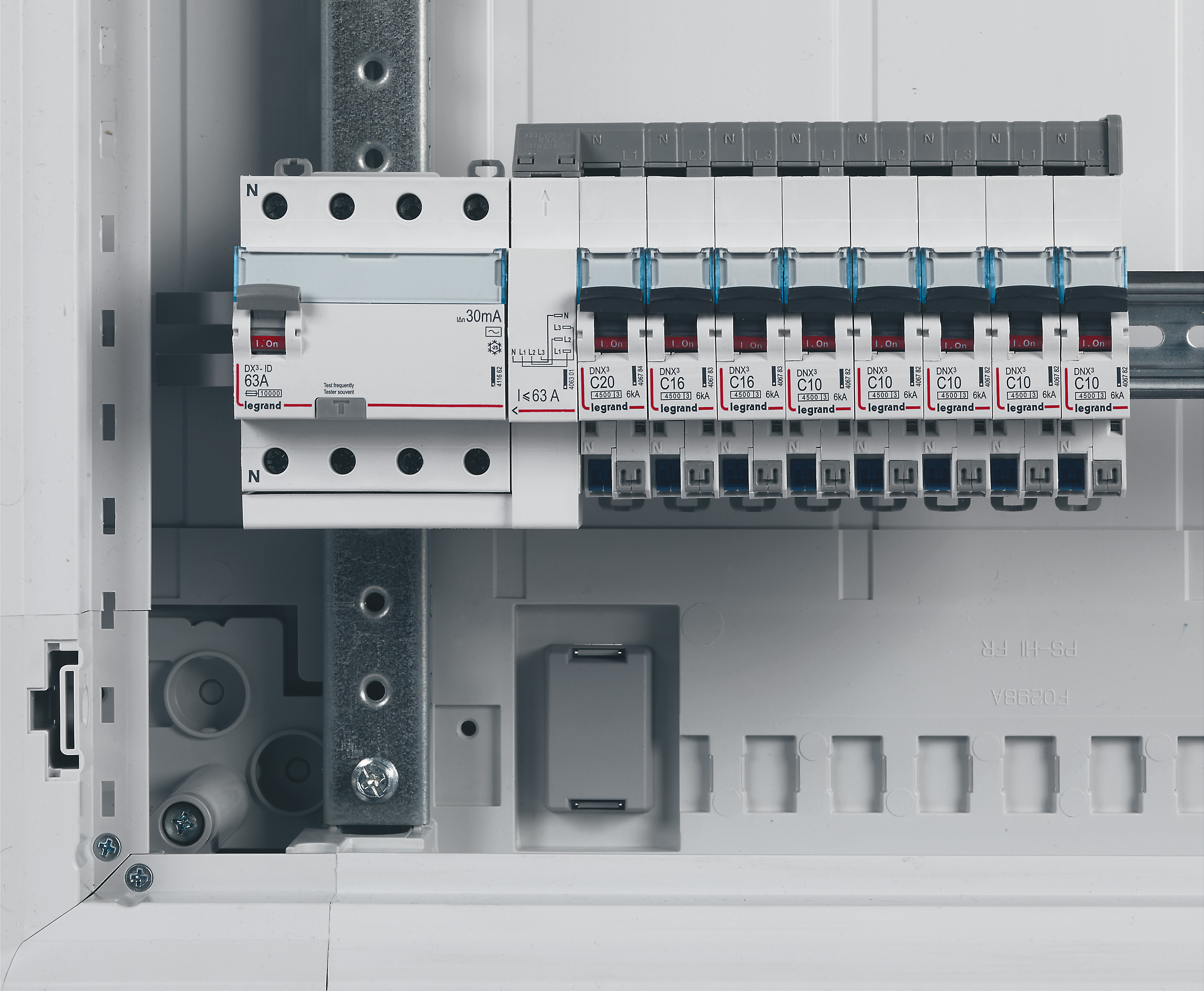 411662 Interrupteur différentiel DX3-ID 63A 30mA 400V - Legrand